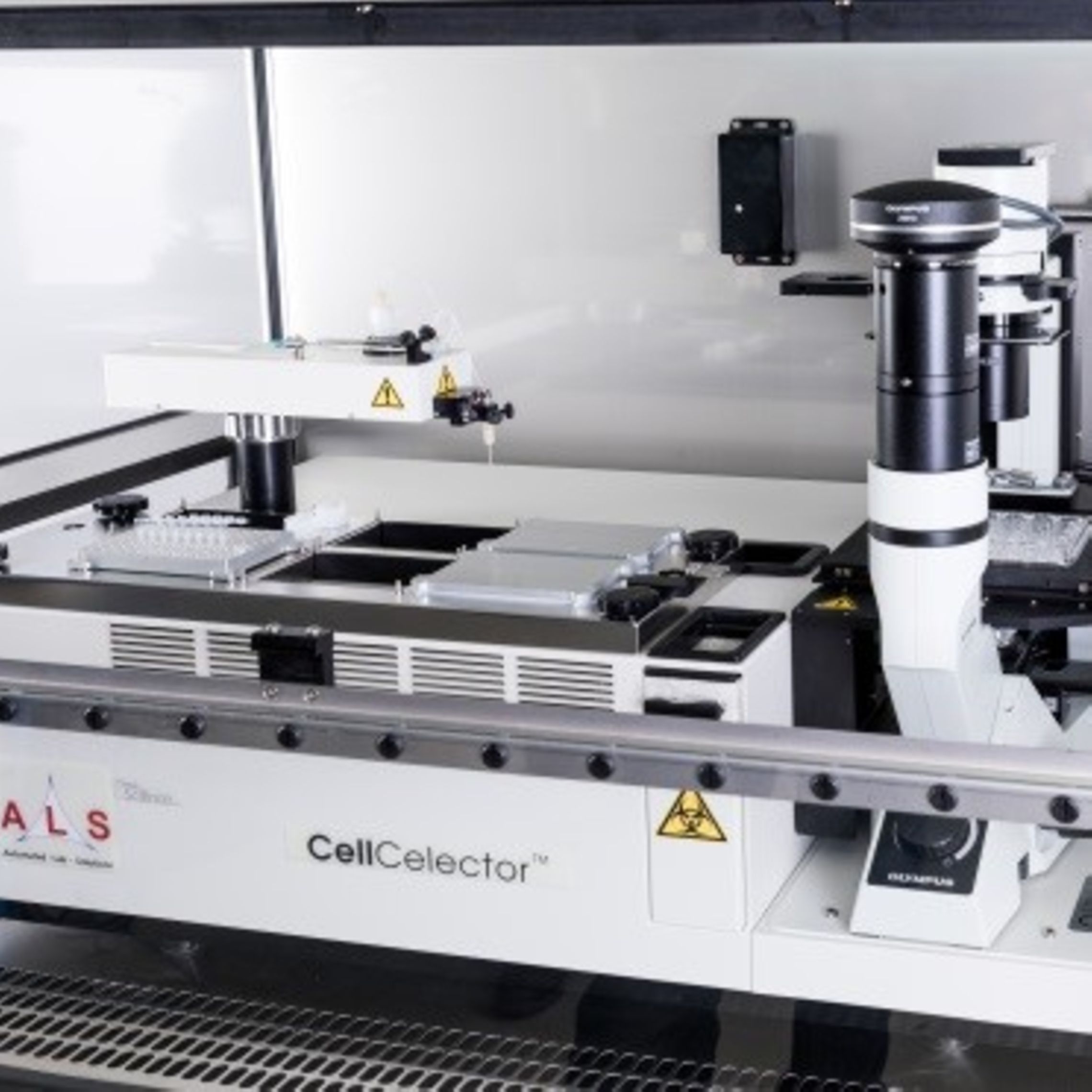 Cell Selection and Retrieval Incubator FlowBox | CellCelector | Sartorius