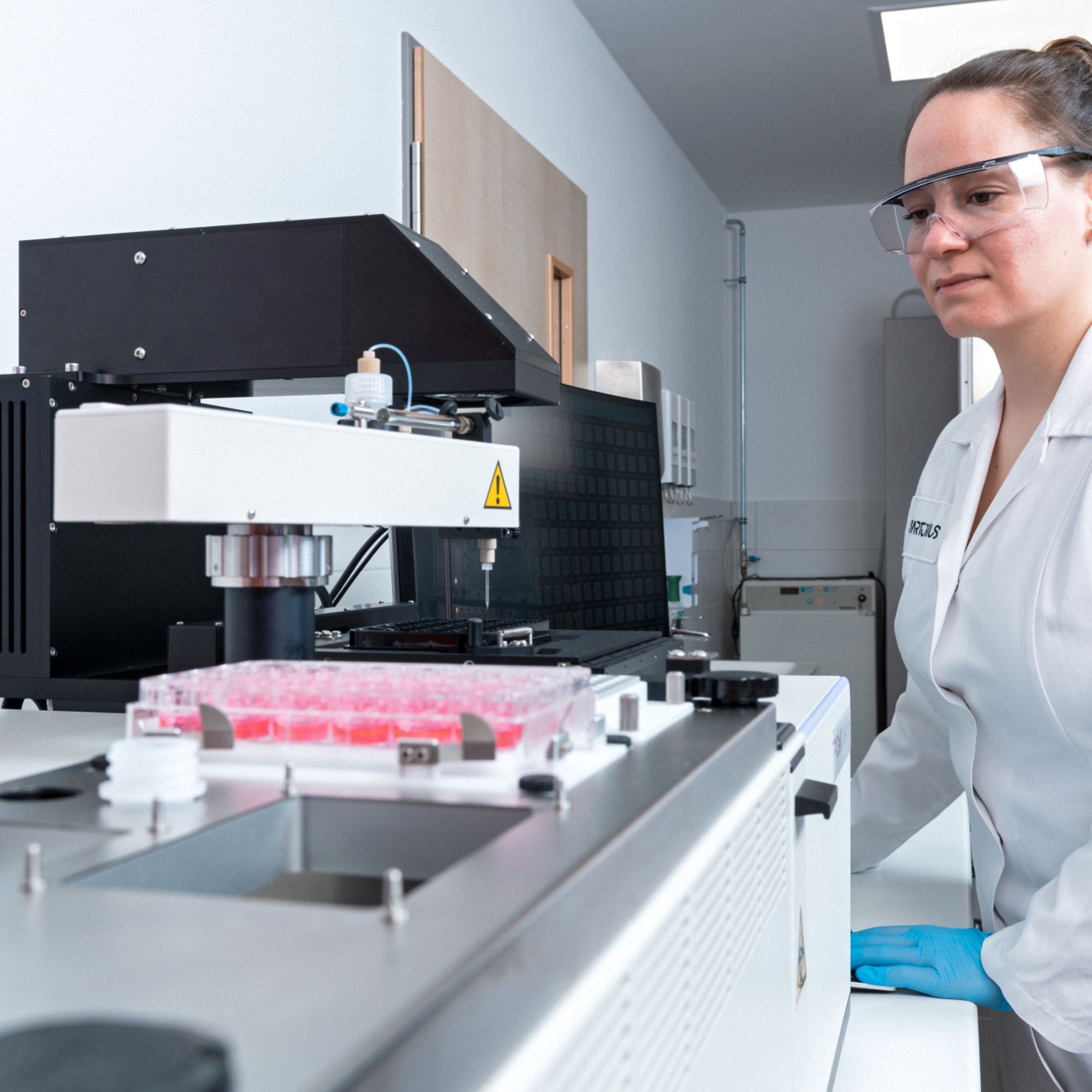 Services & Support for CellCelector | Sartorius