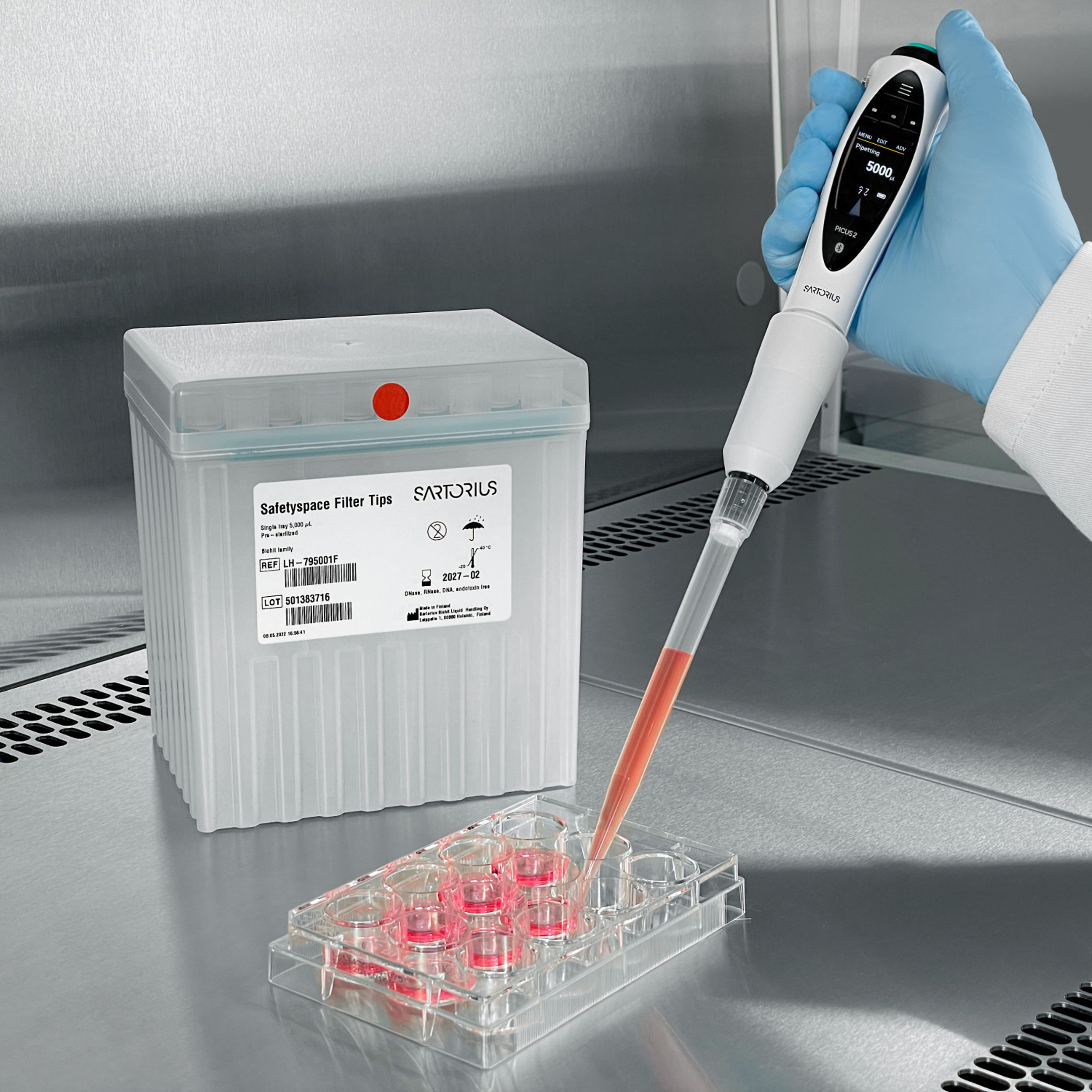 Ergonomic Pipetting | Liquid Handling | Sartorius