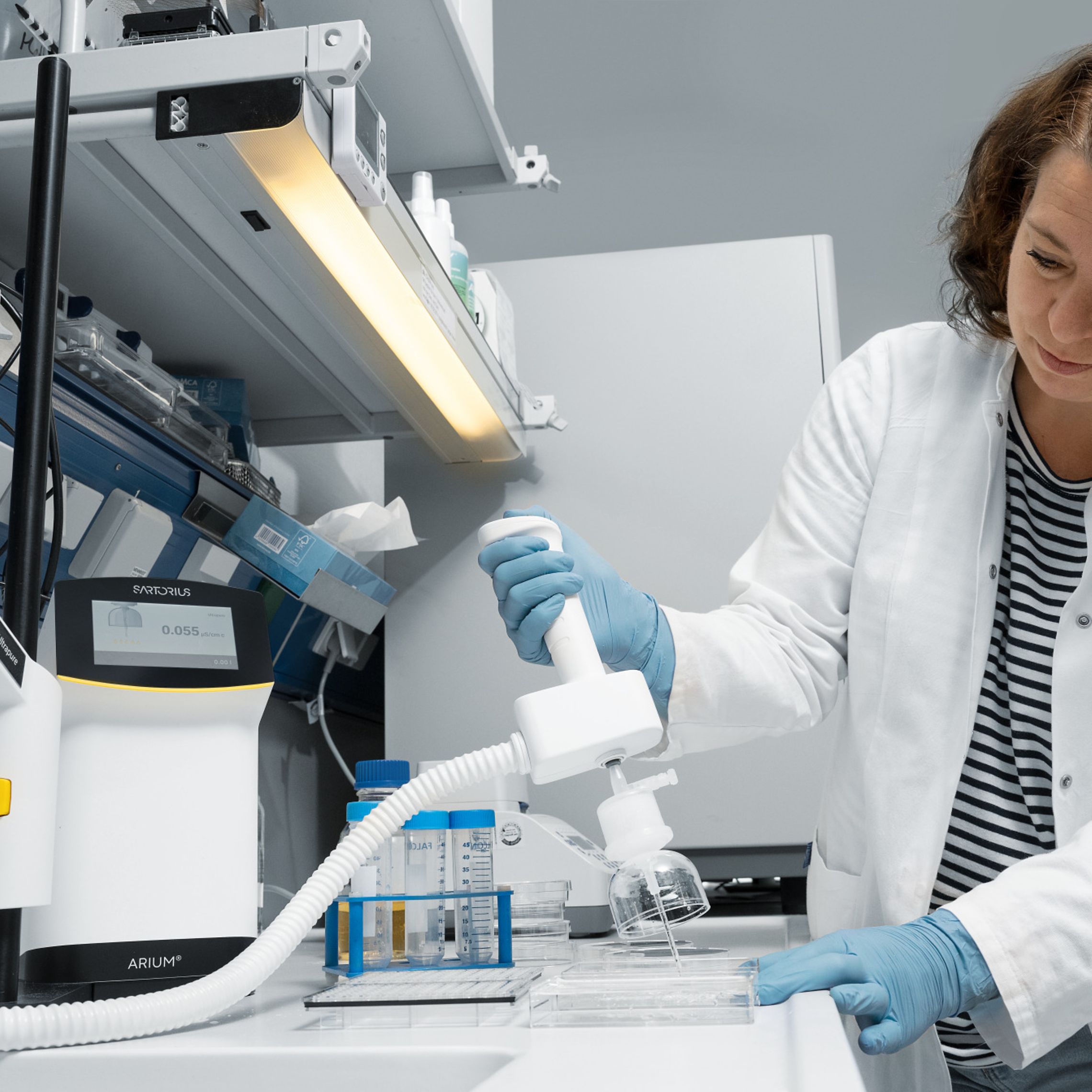 Revolutionizing Neurobiology: The Impact of Advanced Lab Water Systems ...