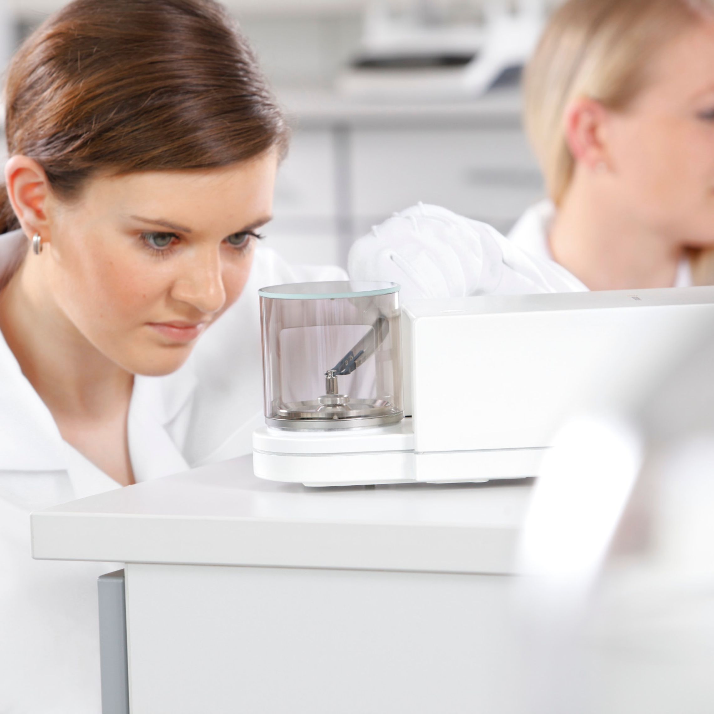 USP Chapter 41 Regulations | Weighing with Analytical Balances | Sartorius