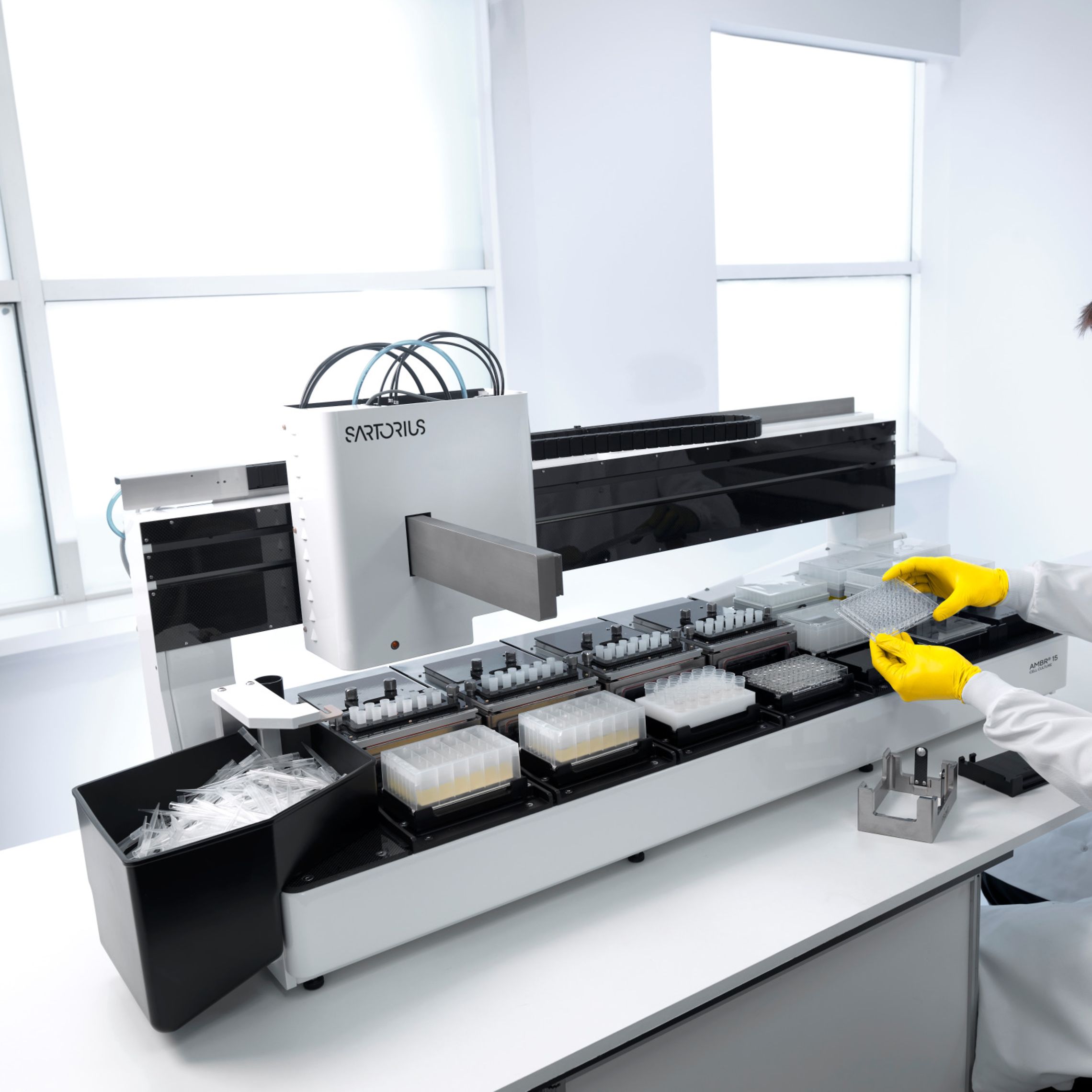 Ambr® 15 Cell Culture Bioreactor System | Sartorius
