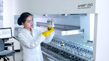 Ambr® 250 high throughput - Multi-Parallel Bioreactor | Sartorius
