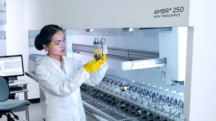 Ambr® 250 high throughput - Multi-Parallel Bioreactor | Sartorius